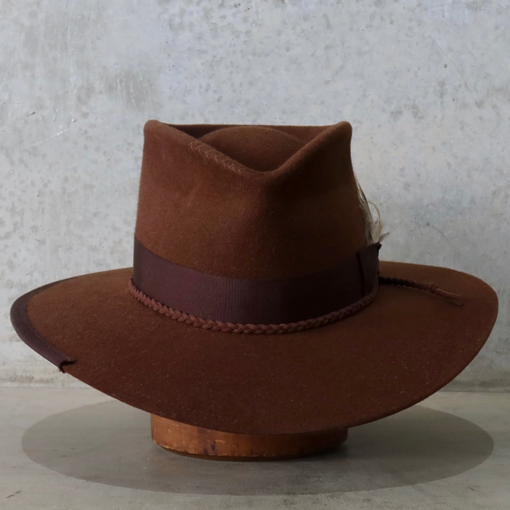Botero Felt Hat - Handcrafted in Australia | PHYLLi Designs